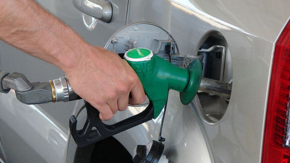 Waarom zeggen we eigenlijk: 'gas' geven? - Rijnmond