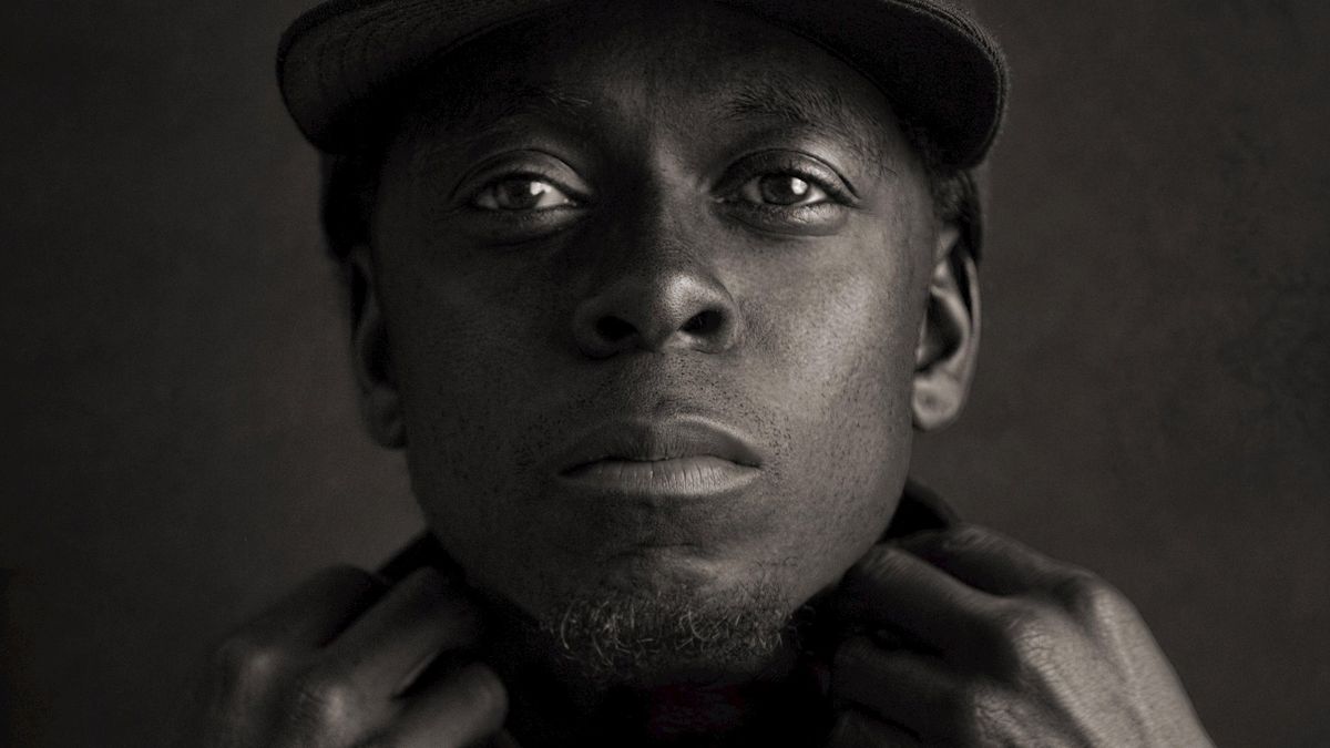 Rapper Typhoon uit Zwolle sluit Bevrijdingsfestival Overijssel 2015 af ...