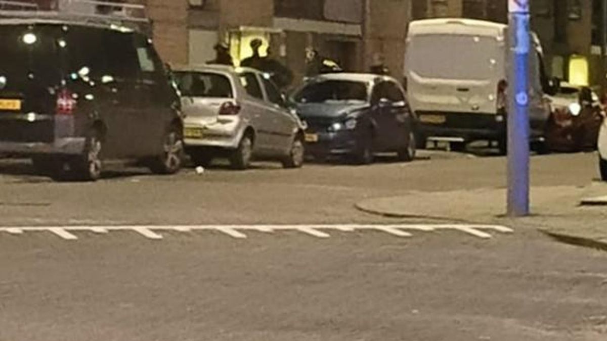 18-jarige man die verlamd raakte na vlucht voor politie, was niet de verdachte - Rijnmond