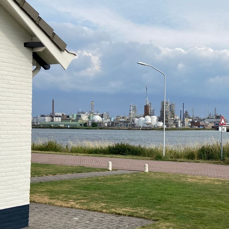 Advocaat doet massa-aangifte tegen leiding Chemours vanwege ...