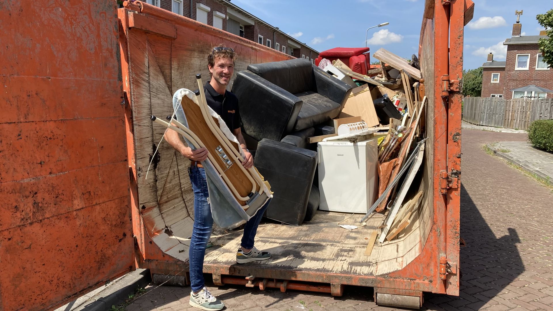 Grote schoonmaak in Middelburgse Stromenwijk op Woongoed-dag - Omroep ...