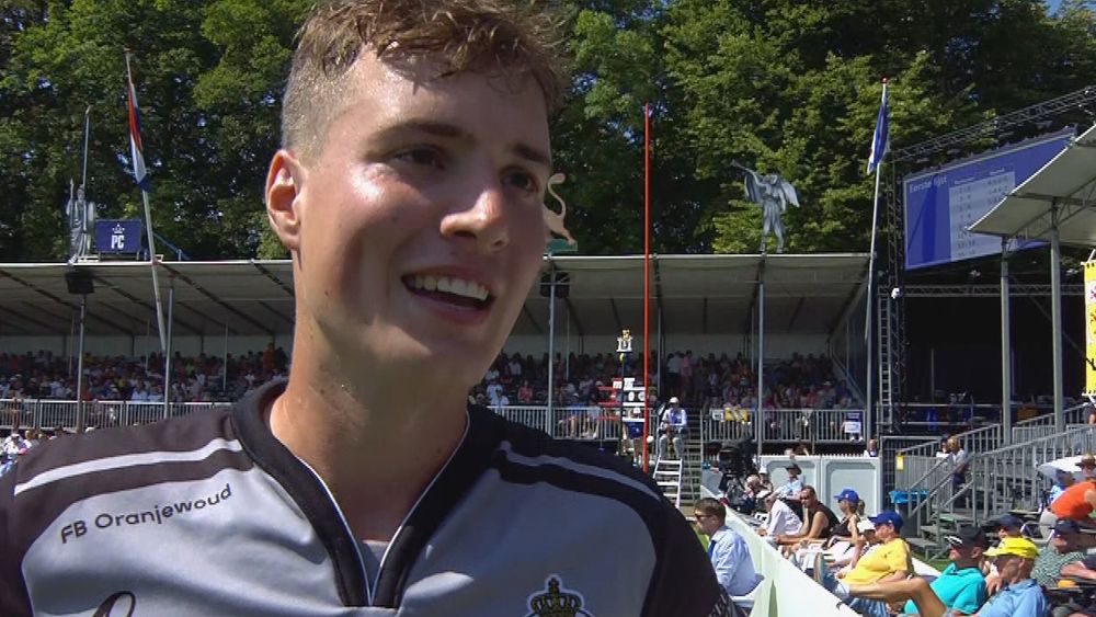 Mark Minnesma uitgeschakeld op PC, maar lacht toch: "Hier staan is het ...