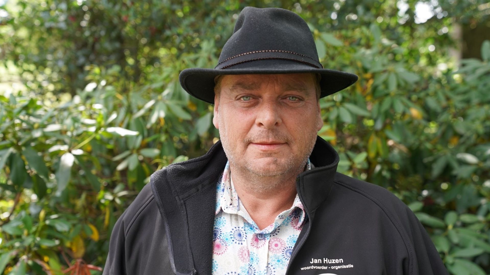 Facebook verwijdert Steungroep Boeren & Burgers van Jan Huzen - RTV Drenthe