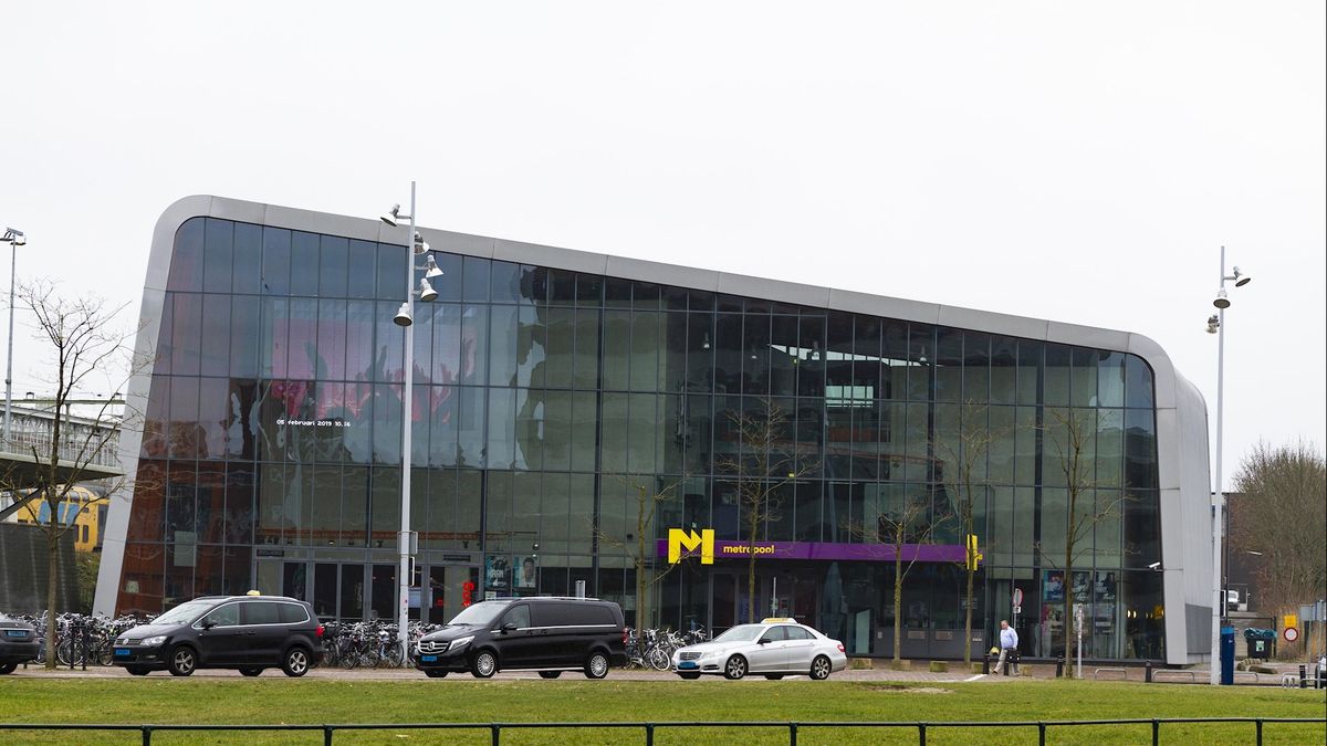 Metropool en schouwburg in Hengelo vragen gezamenlijk om bijna 1 ...