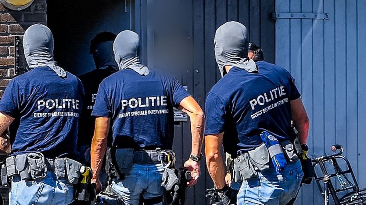 Eddy (71) zit op zijn balkon op 'eerste rang' bij dodelijke steekpartij ...