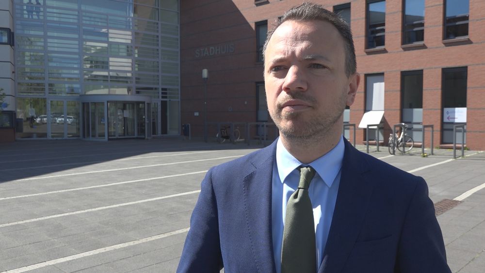 Gevecht tegen drugs in Kampen: gemeente legt straatdealer dwangsom op - Oost