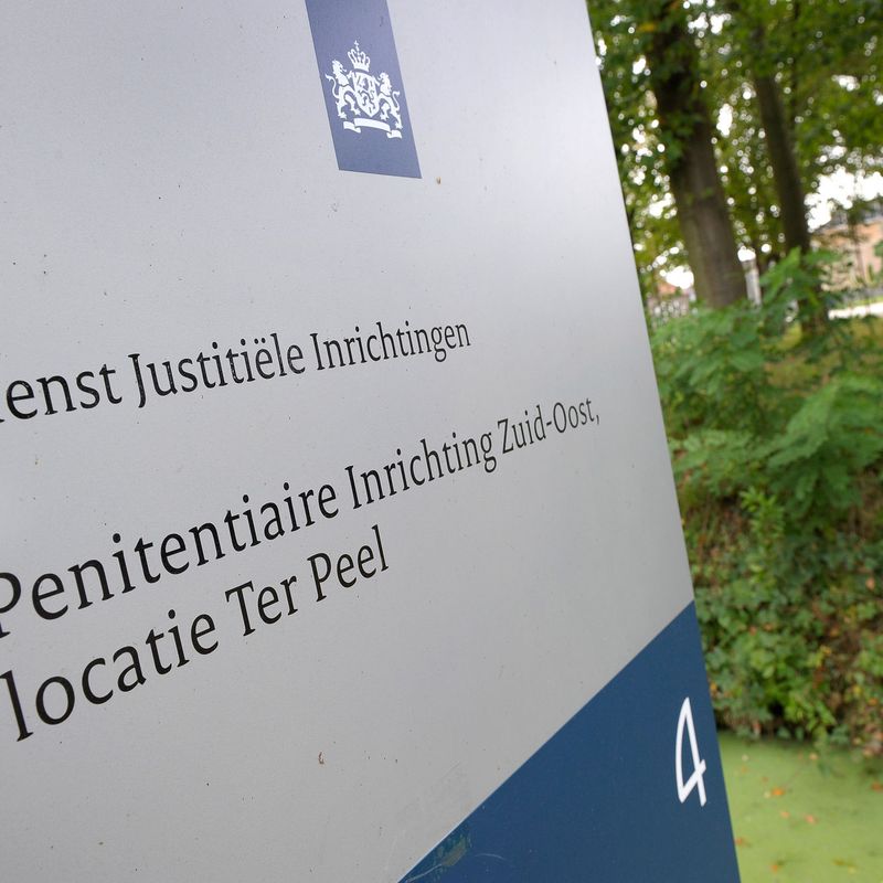 Gevangenis laat vrouw per ongeluk gaan door rekenfout - L1 Nieuws Gevangenis laat vrouw per ongeluk gaan door rekenfout - L1 Nieuws
