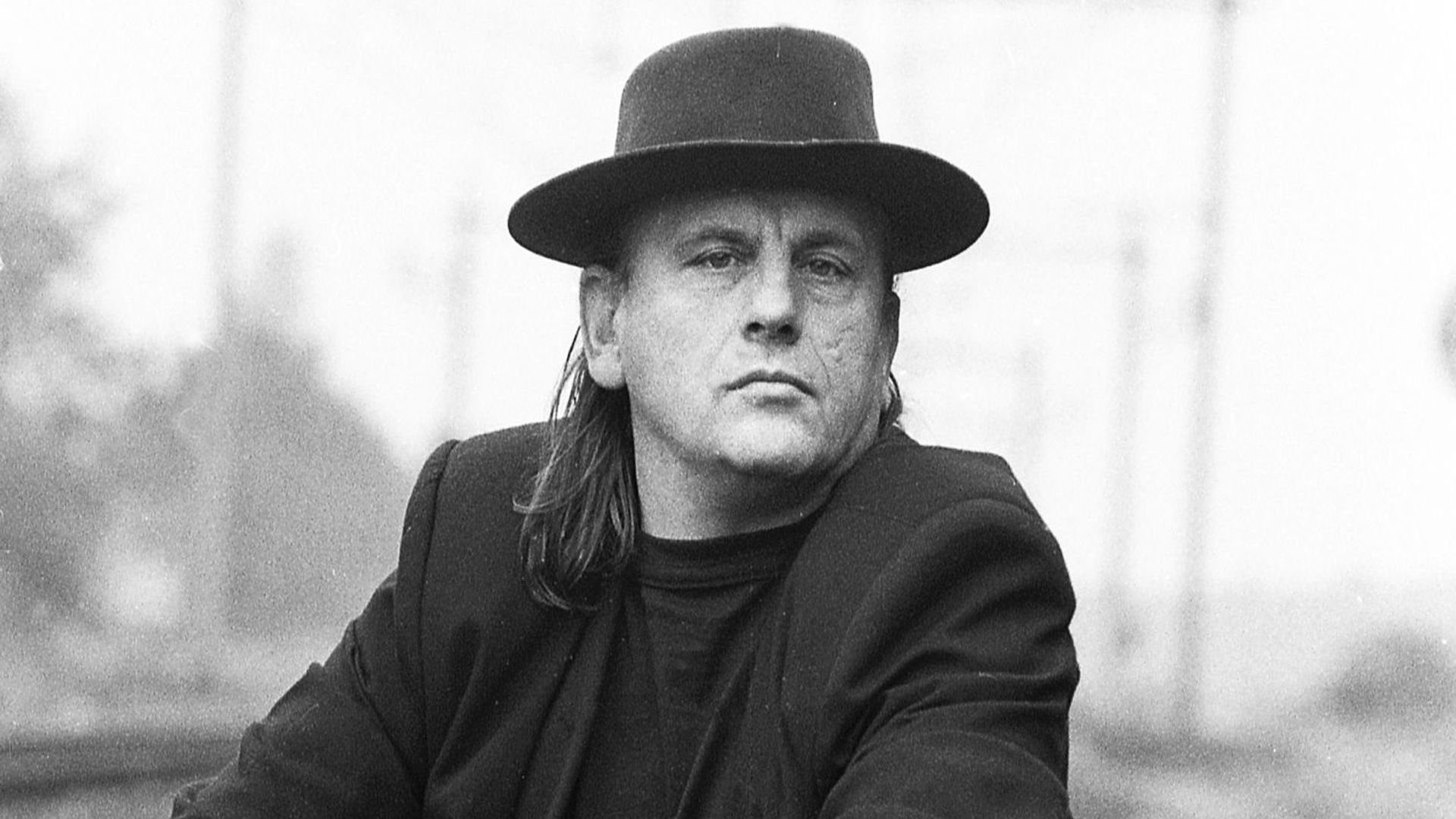 Grolloo, groupies en dierenliefde centraal in nieuwe expo Muskee - RTV ...