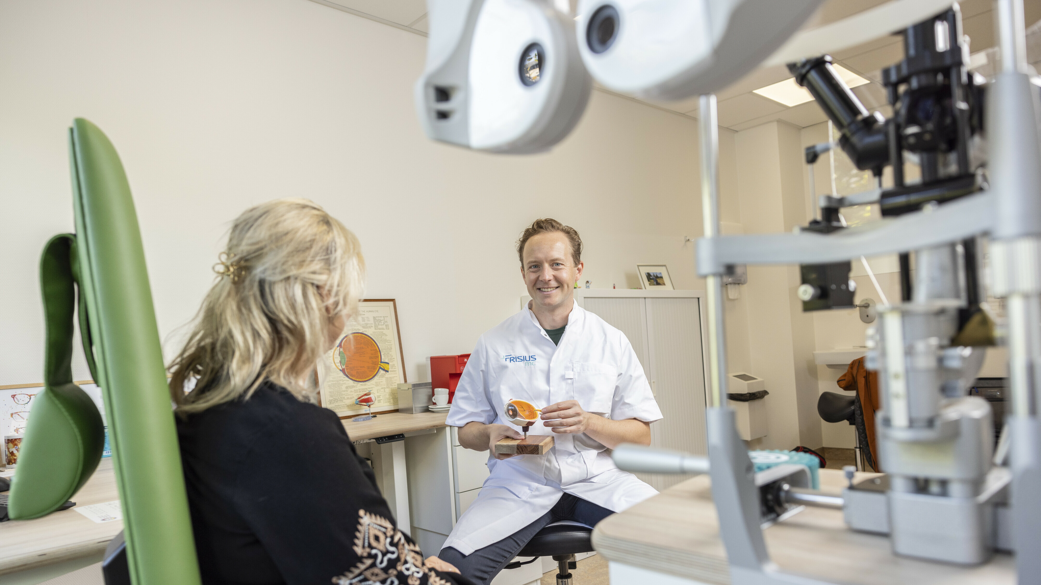 Ziekenhuisbaas: als we niet oppassen, verdwijnen behandelingen uit ...