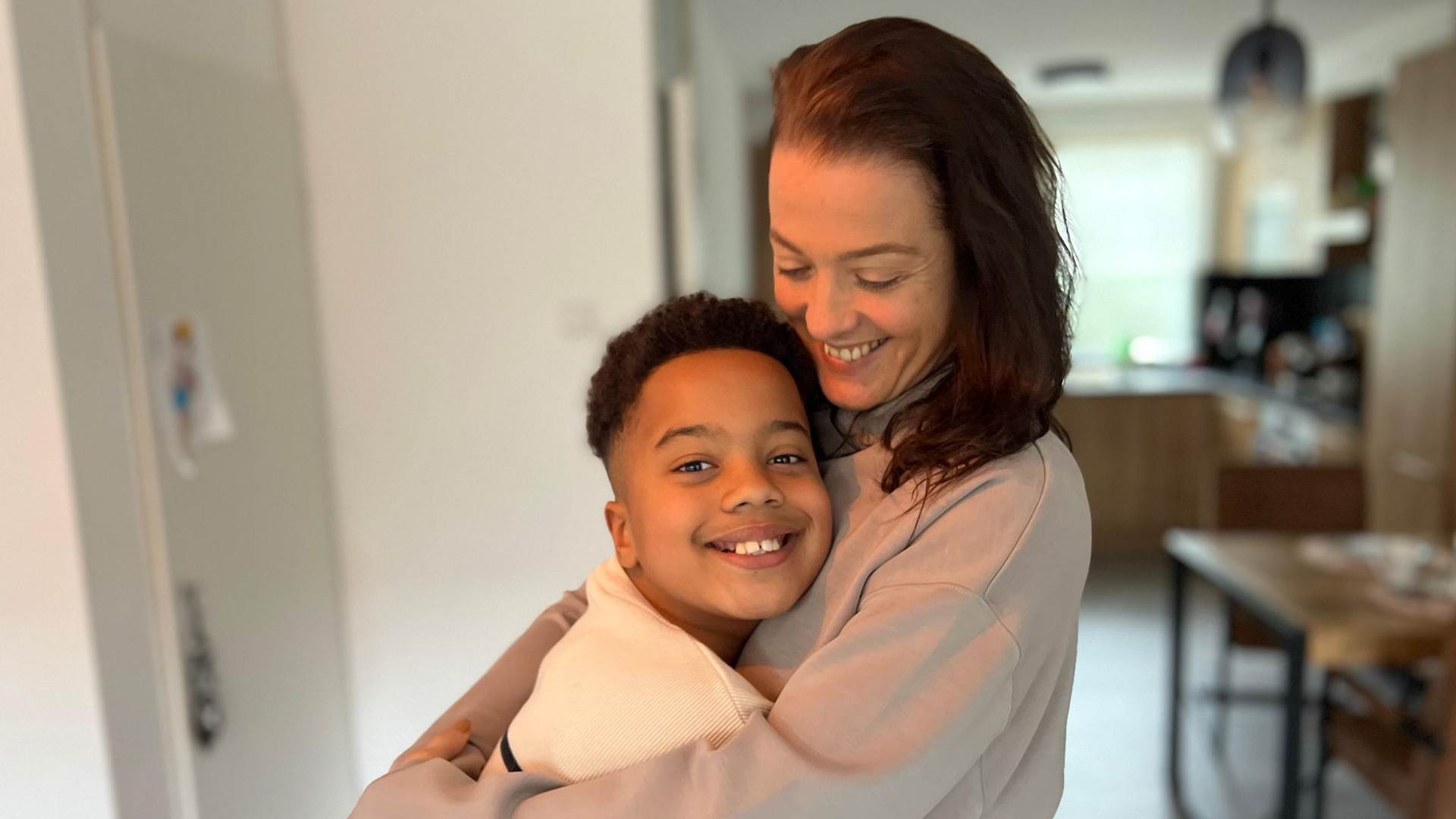 Maxwell (11) is thuiszitter en gaat niet naar school: 'Dit is in strijd ...