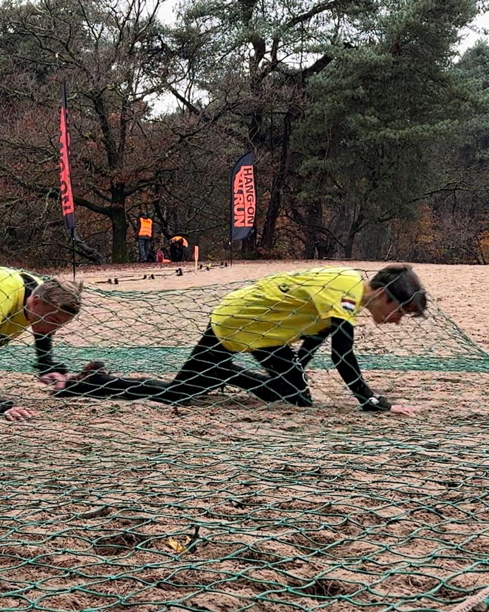 Klimmen en klauteren bij NK Survivalrun in Doorn: 'Op een gegeven ...