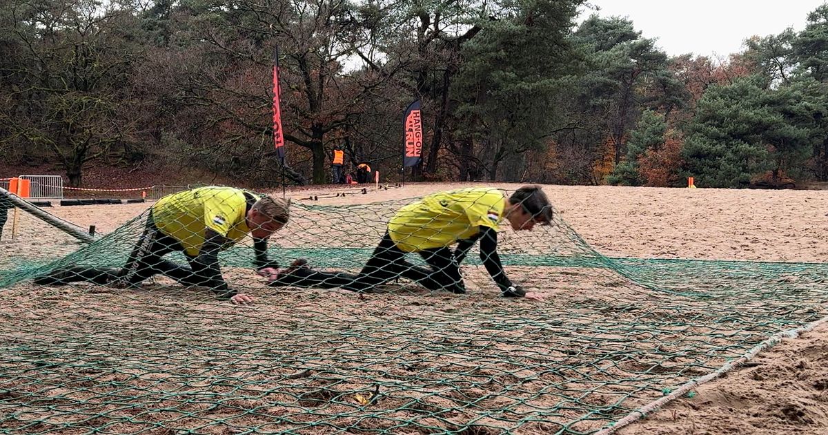 Klimmen en klauteren bij NK Survivalrun in Doorn: 'Op een gegeven ...