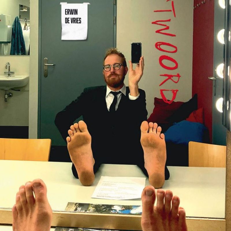 Antwoord, de nieuwe plaat van Erwin de Vries, is een verhaal in vijftien liedjes - RTV Noord