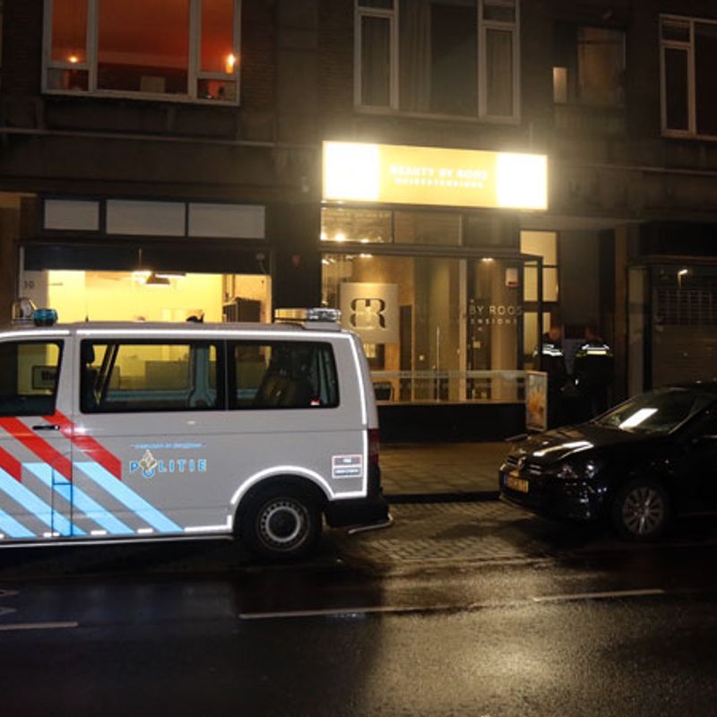 Rotterdamse kapsalon overvallen - Rijnmond