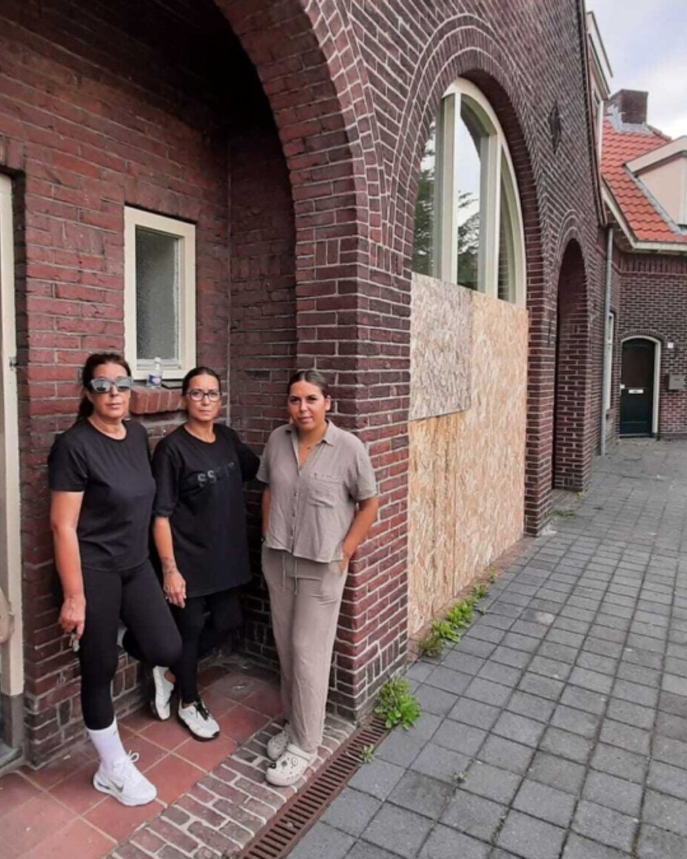 Huurders willen niet weg uit Pathmos: 'Desnoods zetten we hier een tent ...