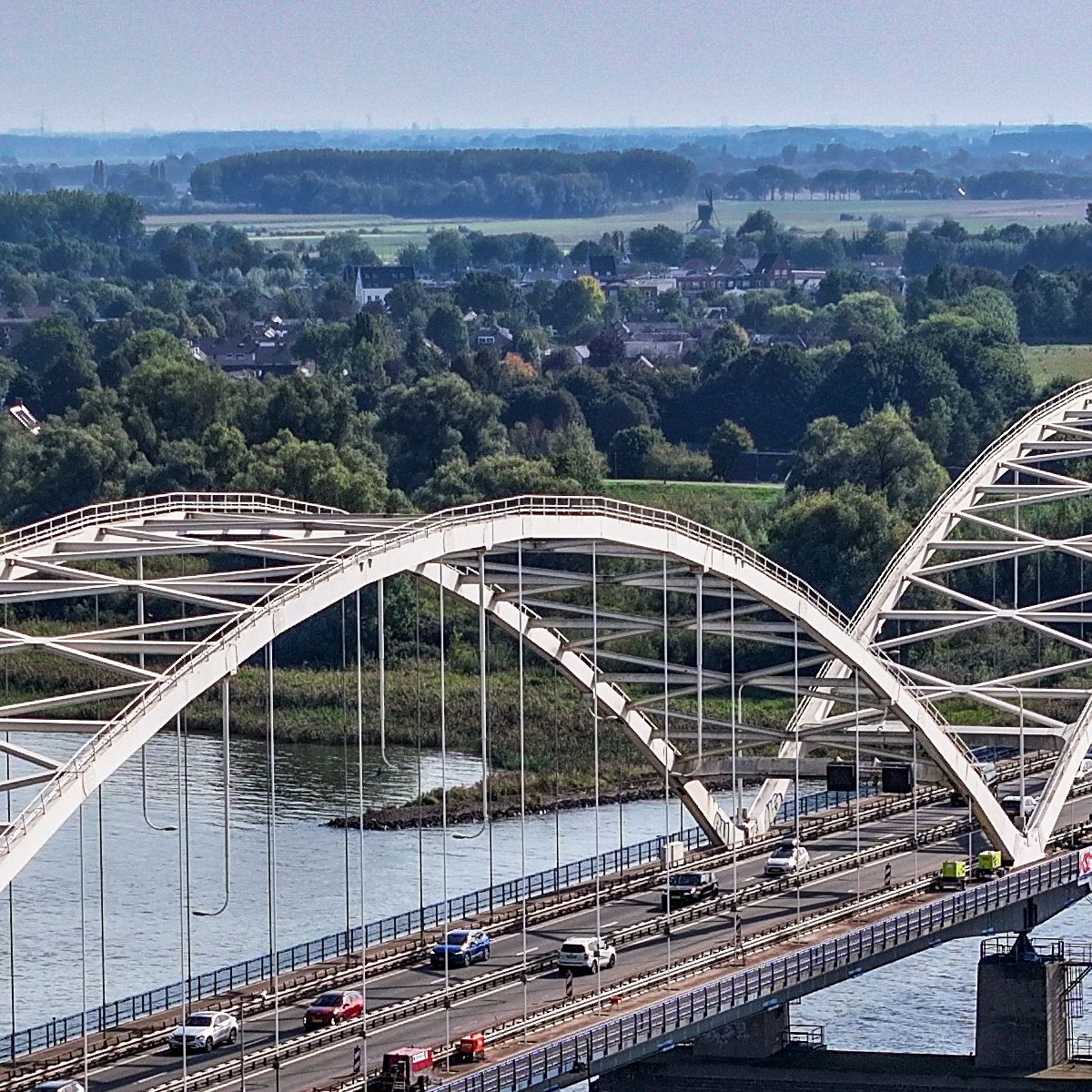 Let op! Deze brug en wegen zijn deze week afgesloten voor onderhoud ...