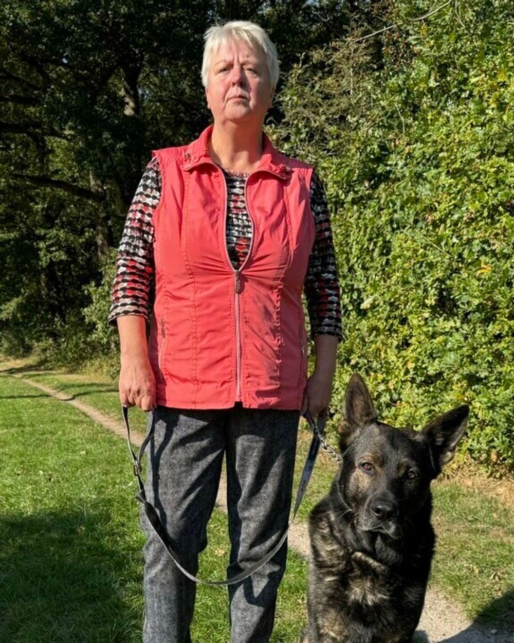 Wandeling met hond eindigt voor Jenny met pepperspray: 'Durf het bos ...