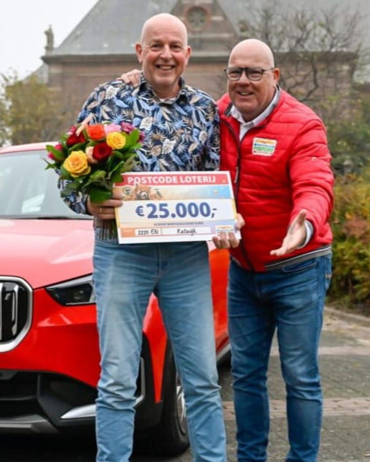 Feest in de straat, Postcode Loterij deelt tonnen en BMW uit: 'We ...