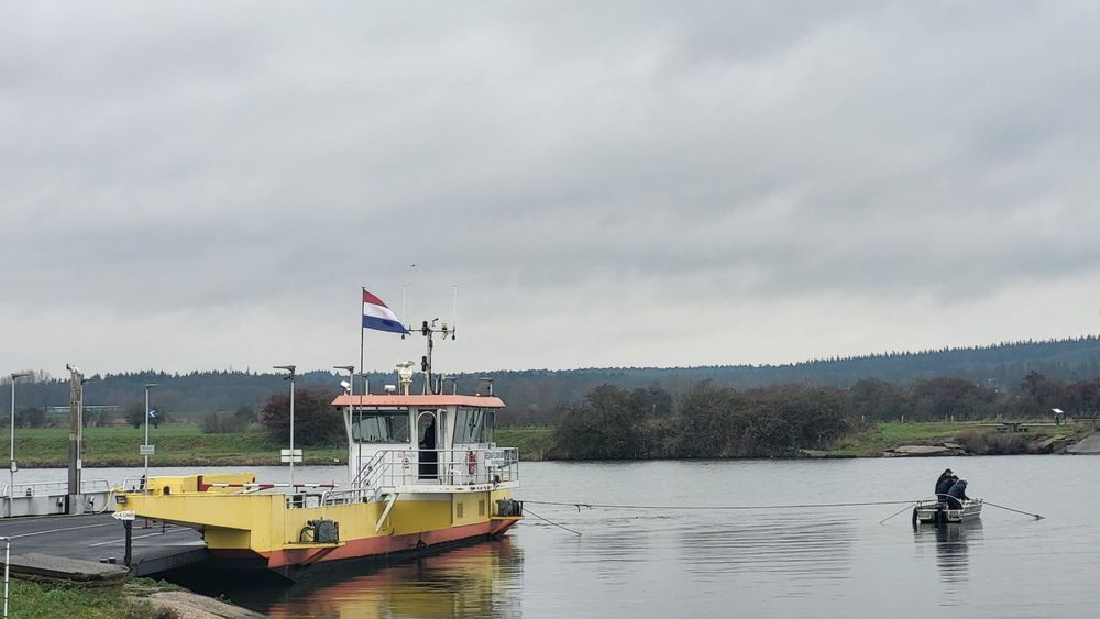 Pontje bij Amerongen vaart naar verwachting morgen of overmorgen weer ...