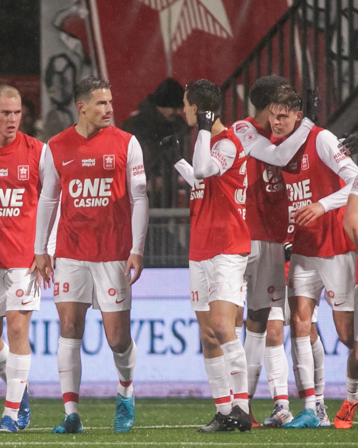 Knappe winst MVV, zware bevalling Roda JC en VVV komt tekort - L1 Nieuws