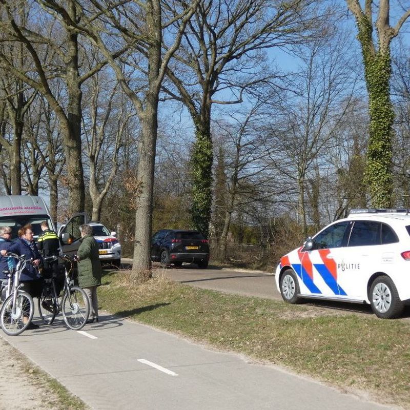 Scooterrijder raakt gewond door ongeluk bij Hooghalen - RTV Drenthe