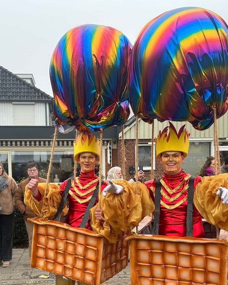 Oranjewijk Tubbergen wint 53e carnavalsoptocht in Albergen met actueel ...