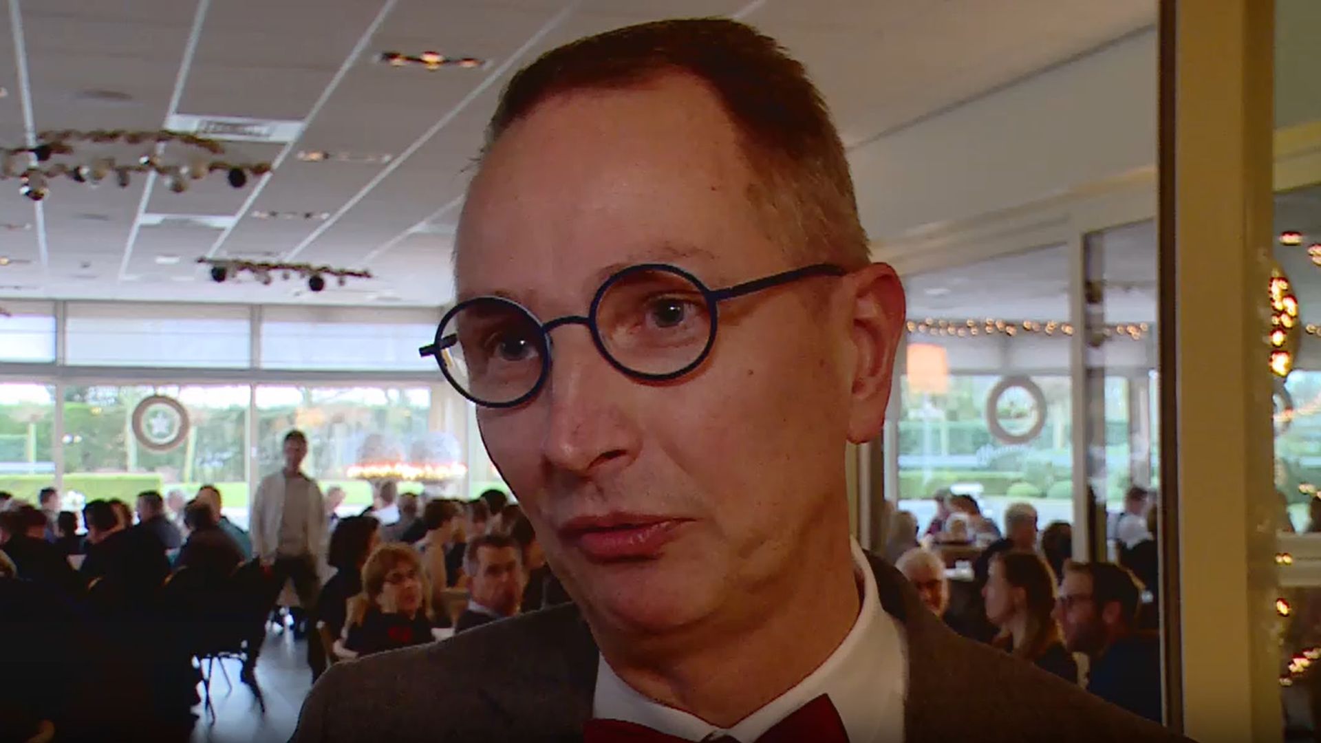 Van bruiloftsfeest tot duik in het zwembad, na 26 jaar feesten en ...