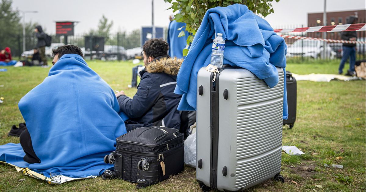 Den Haag biedt noodopvang op de Binckhorst voor 90 asielzoekers uit Ter ...
