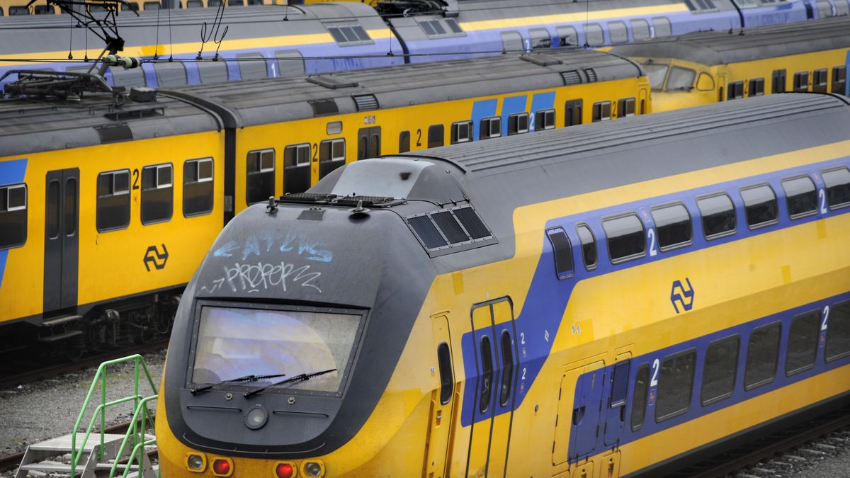 Schoonmakers die onwel werden op rangeerterrein NS hadden volgens ...