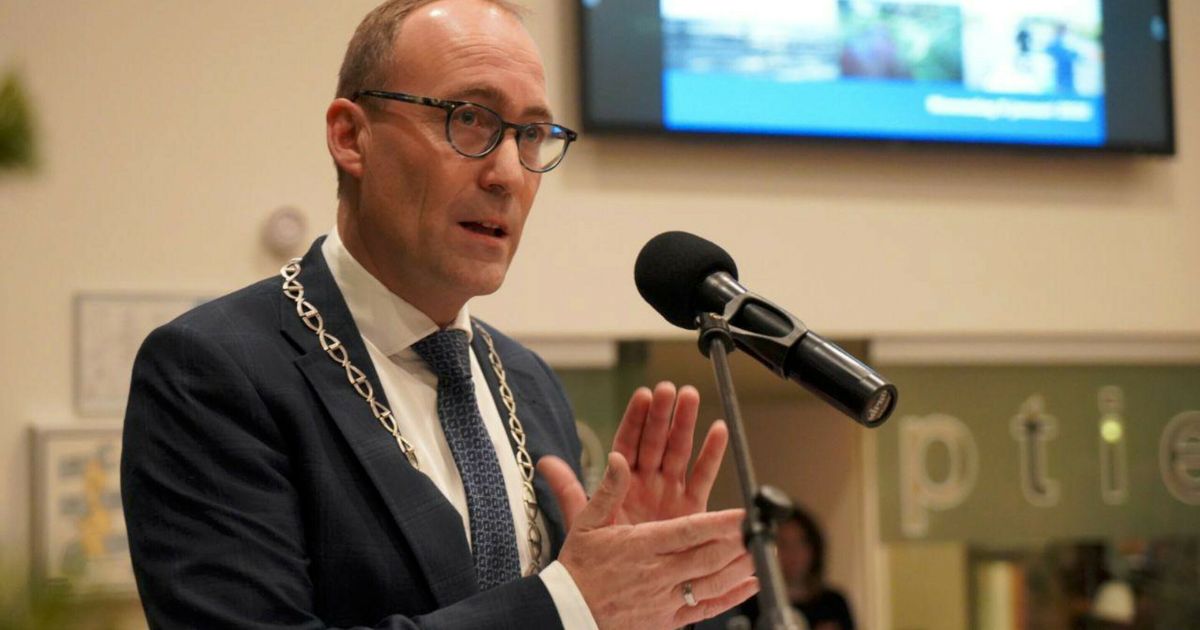 Spoedoverleg Drentse burgemeesters: 'Geschrokken van de aardbeving bij ...