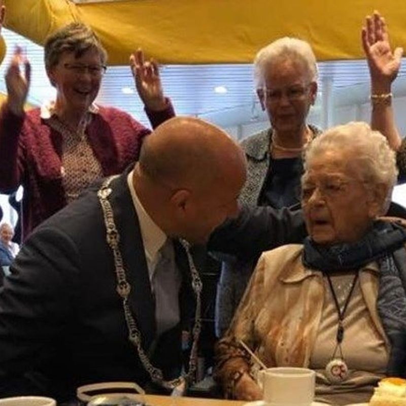 Oudste inwoner van Nederland overleden in Arnhem - Omroep Gelderland