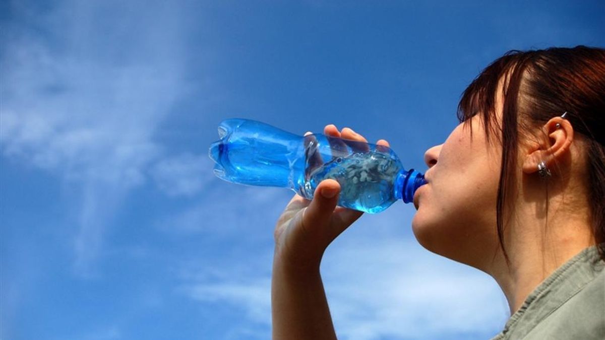 Wat is het verschil tussen de verschillende merken water uit een flesje ...