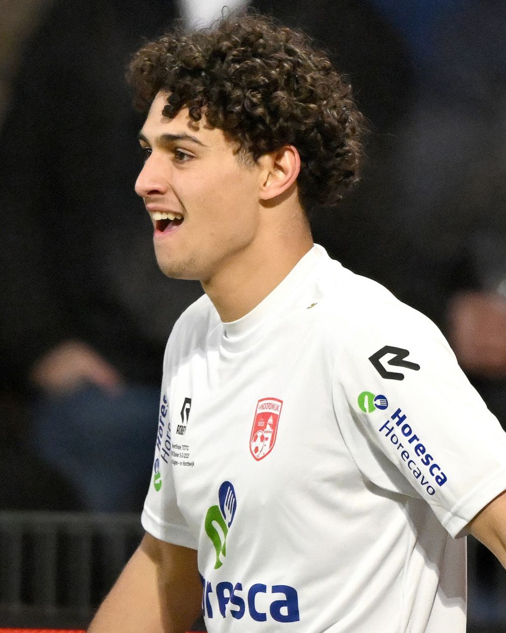 Spits VV Noordwijk scoort in stadion waar zijn vader succes vierde ...