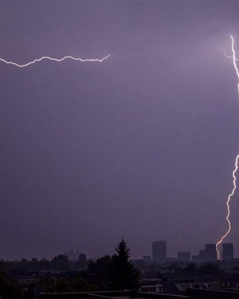 Code geel vanmiddag vanwege onweer - RTV Utrecht
