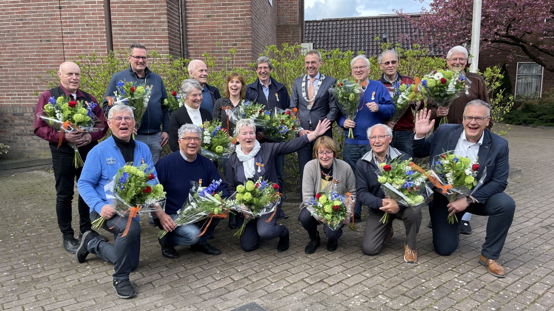 Lintjesregen 2023: Dit zijn de 73 Groningers die vandaag een lintje ...
