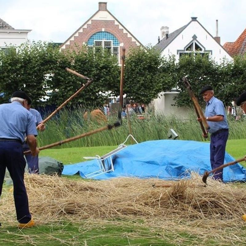 Einde dreigt voor Vlasdag in Dreischor - Omroep Zeeland Einde dreigt voor Vlasdag in Dreischor - Omroep Zeeland