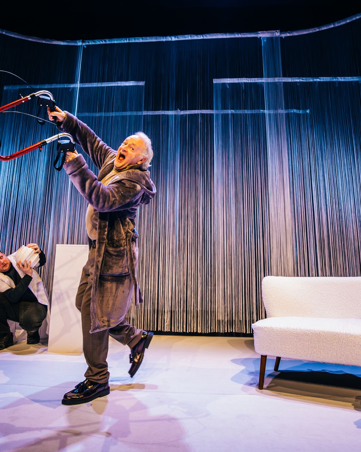Laus Steenbeeke brengt een lach en een traan in theaterstuk over ...