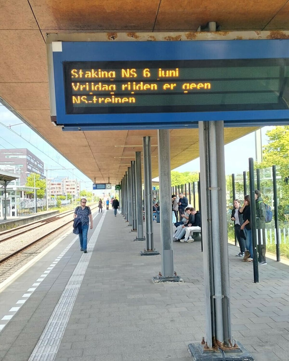 Morgen geen treinen vanwege staking, er is ook begrip - Omroep Zeeland