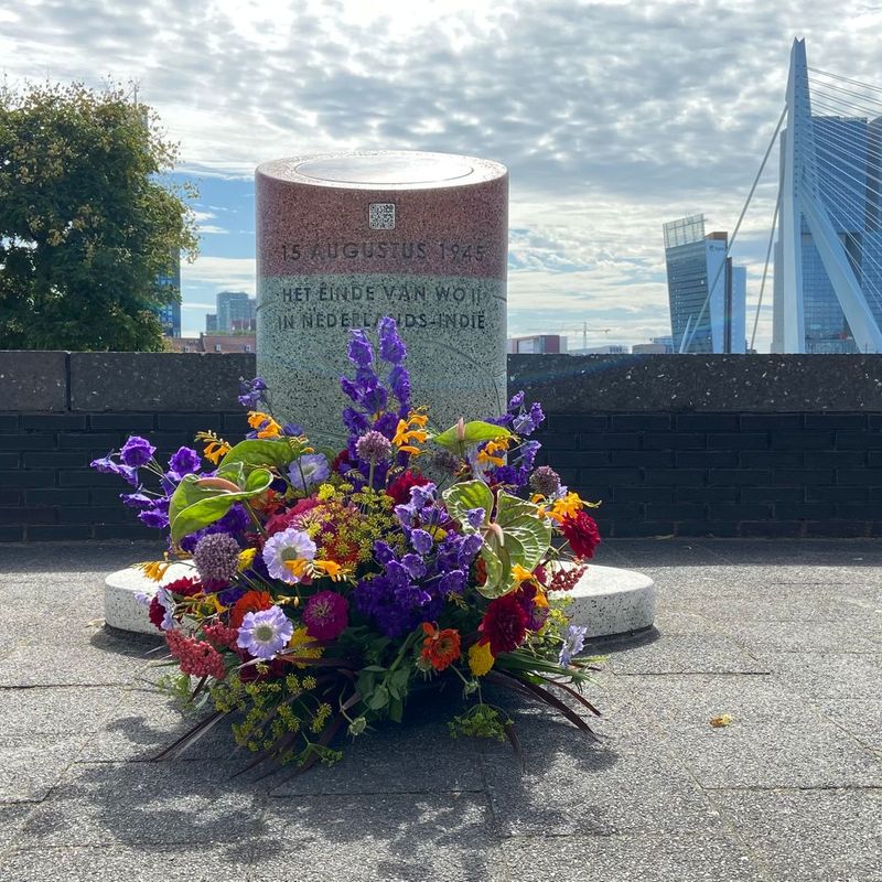 Kijk terug: de Rotterdamse herdenking van 15 augustus 1945, de dag dat ...