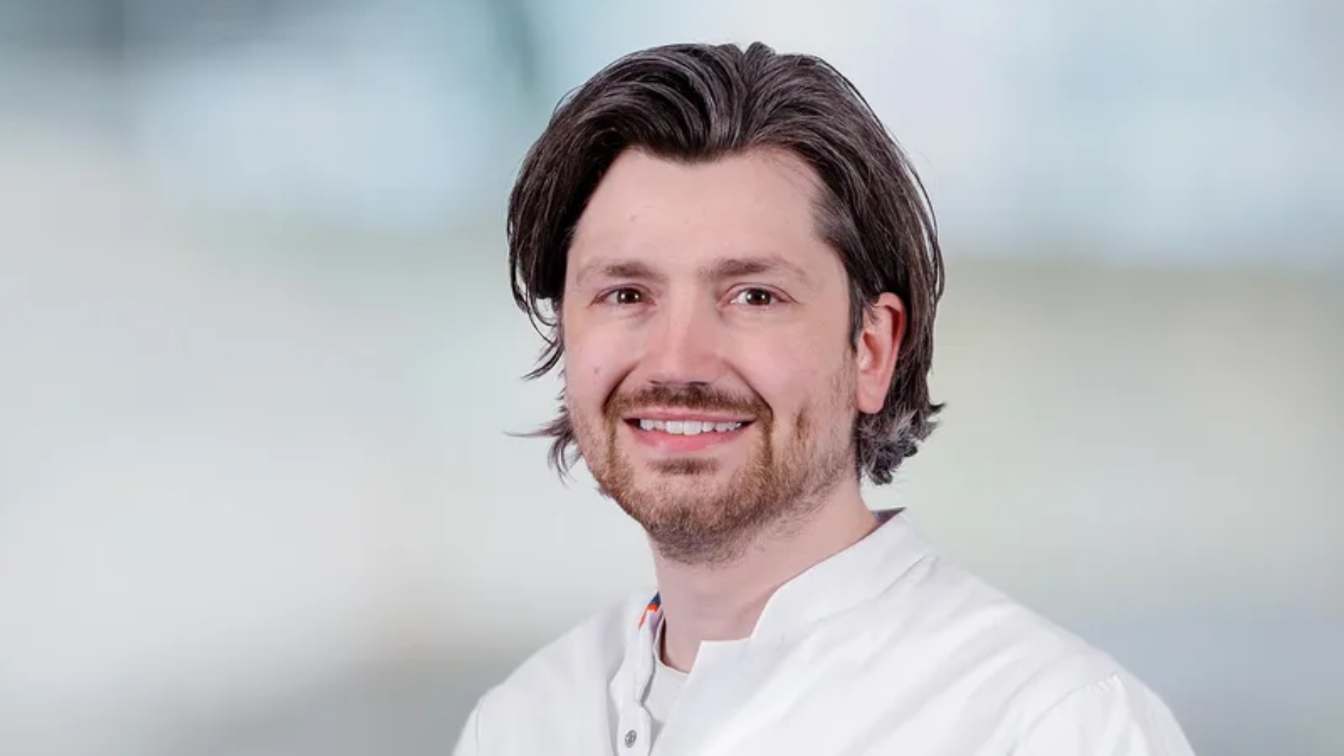 UMCG beantwoordt patiëntenvragen met hulp van kunstmatige intelligentie ...