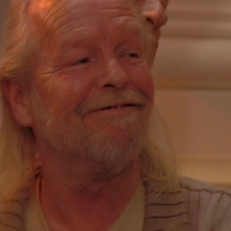 Earth & Fire-gitarist Chris Koerts (74) overleden - Omroep West