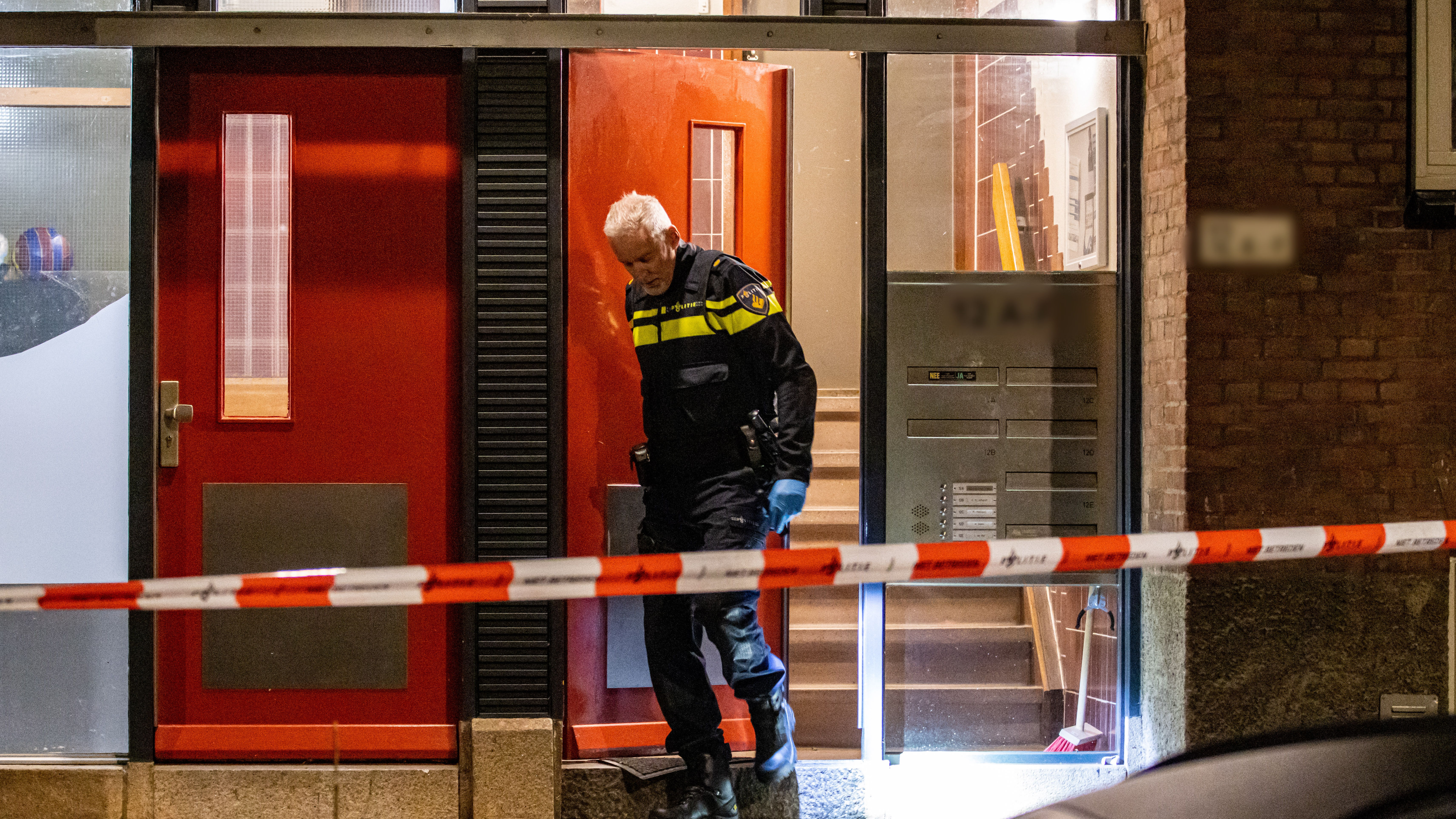 Wéér explosie in Rotterdam, nu in portiekwoning in West - Rijnmond