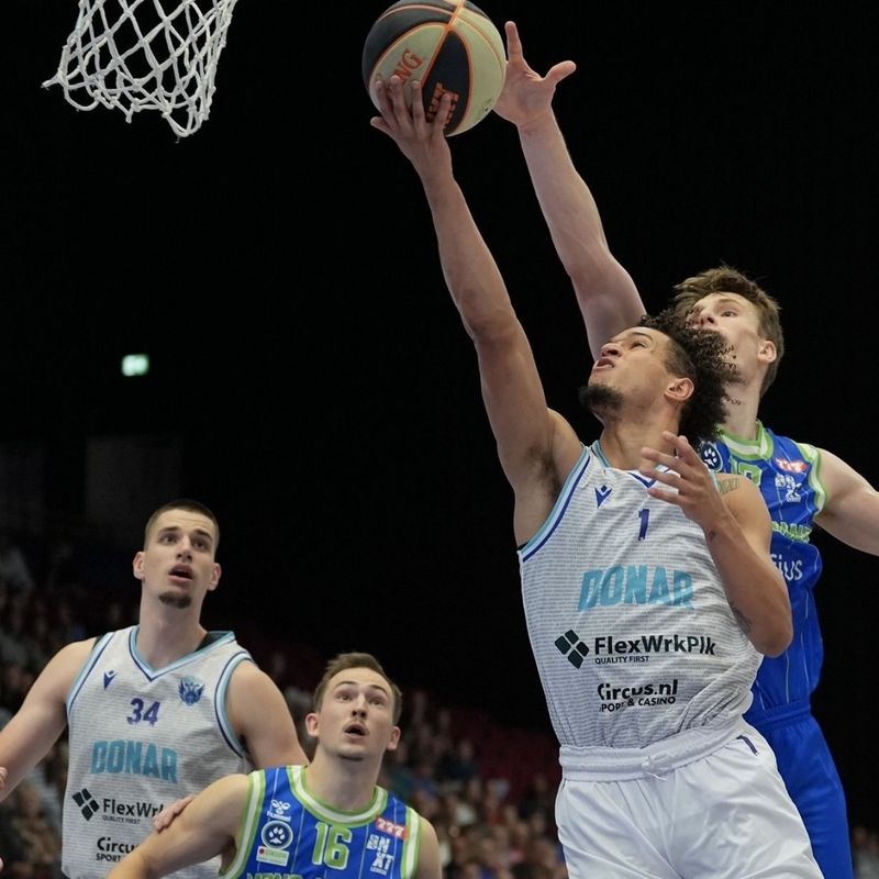Donar verliest in eigen huis van Belgische Union Mons-Hainaut - RTV Noord