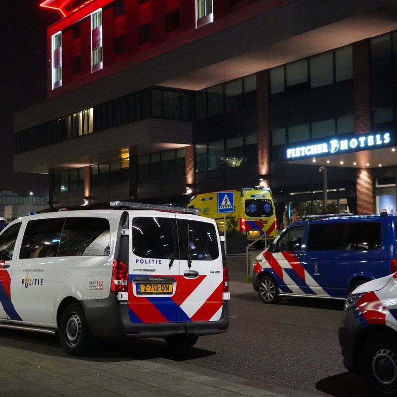 Steekpartij in hotelkamer Rotterdam Airport: vrouw opgepakt - Rijnmond