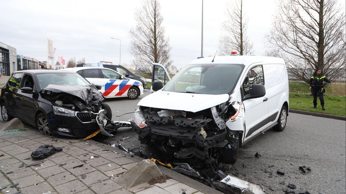 112-nieuws | EOD checkt mogelijk explosief bij politiebureau - Veel schade bij aanrijding ...