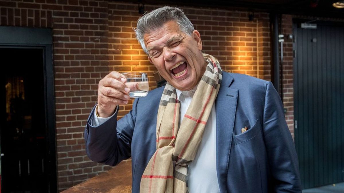 Emile Ratelband (72) wordt voor de negende keer vader (en hij weet de ...