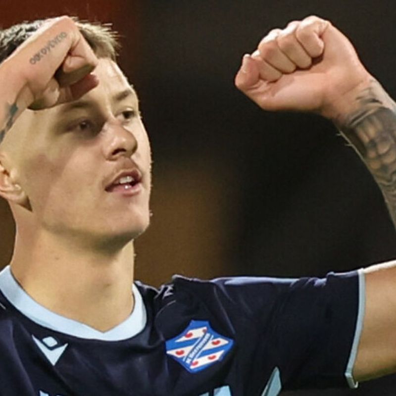 De wereldgoal van basisdebutant Rallis was een schrale troost voor sc ...