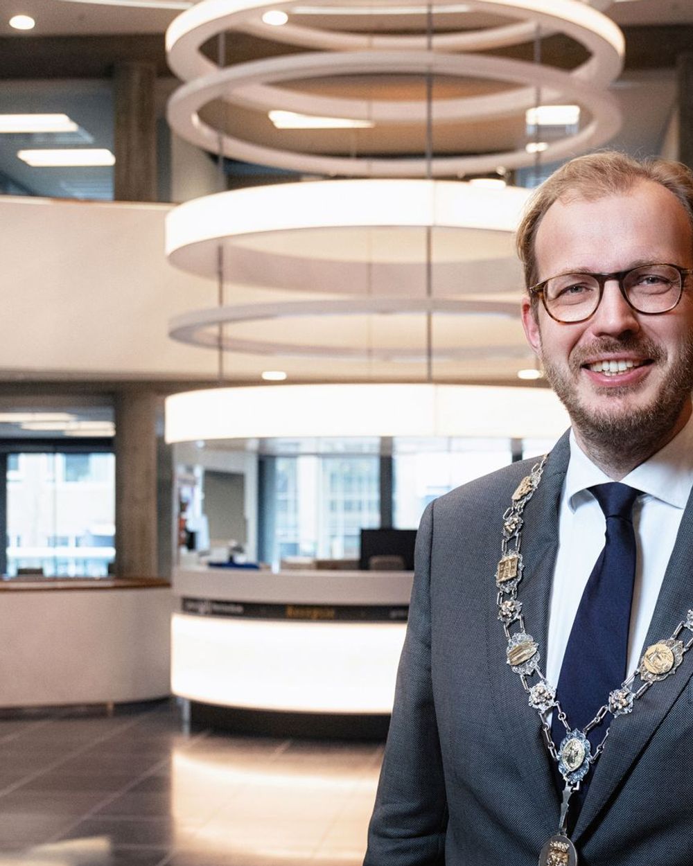Doetinchemse burgemeester wint prestigieuze prijs - Omroep Gelderland