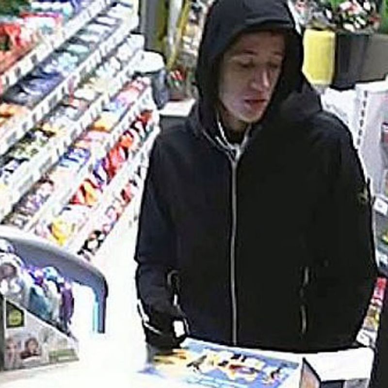 Politie krijgt dertien tips over Marktplaats-oplichter - RTV Noord Politie krijgt dertien tips over Marktplaats-oplichter - RTV Noord