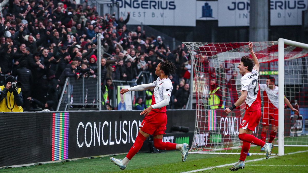 Goudhaantje Blake redt FC Utrecht tegen Go Ahead Eagles: 'Krankzinnige ...